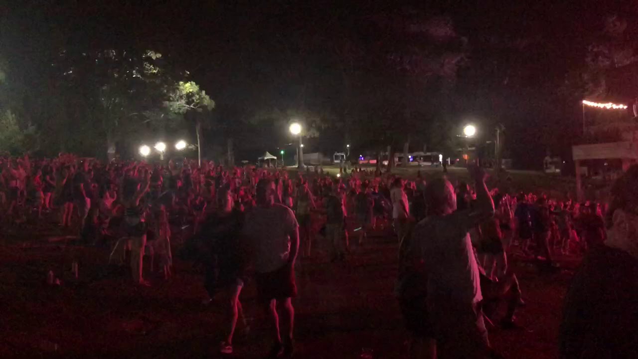 311 Down live - YouTube