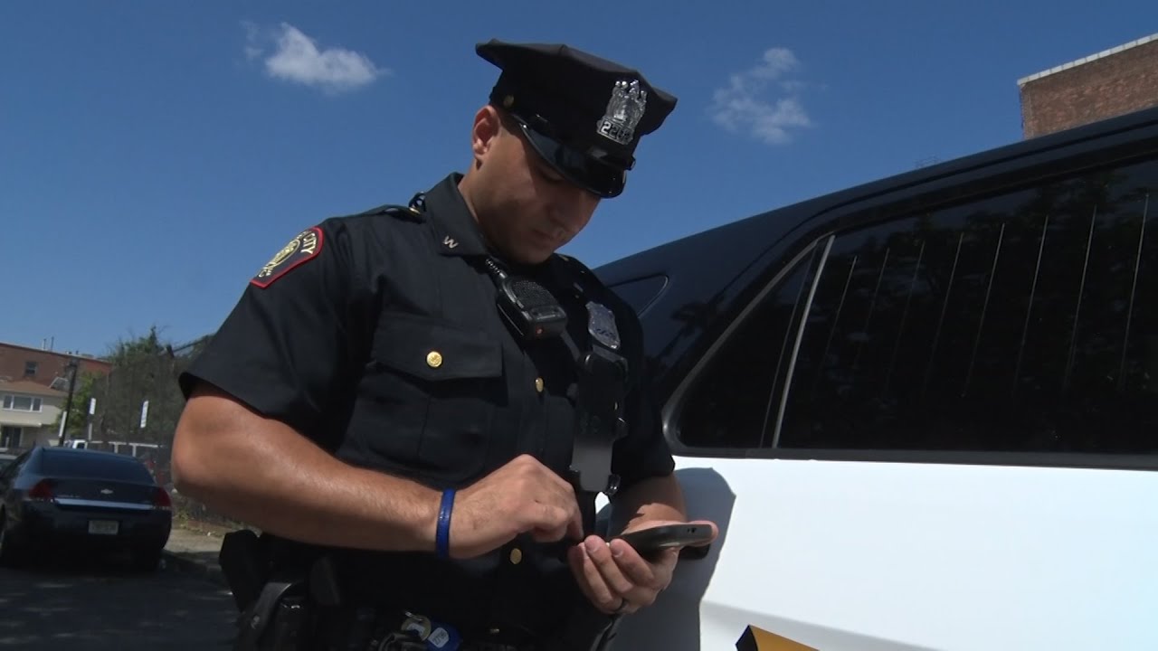 Jersey City first to equip cops with cell phone body cameras - YouTube