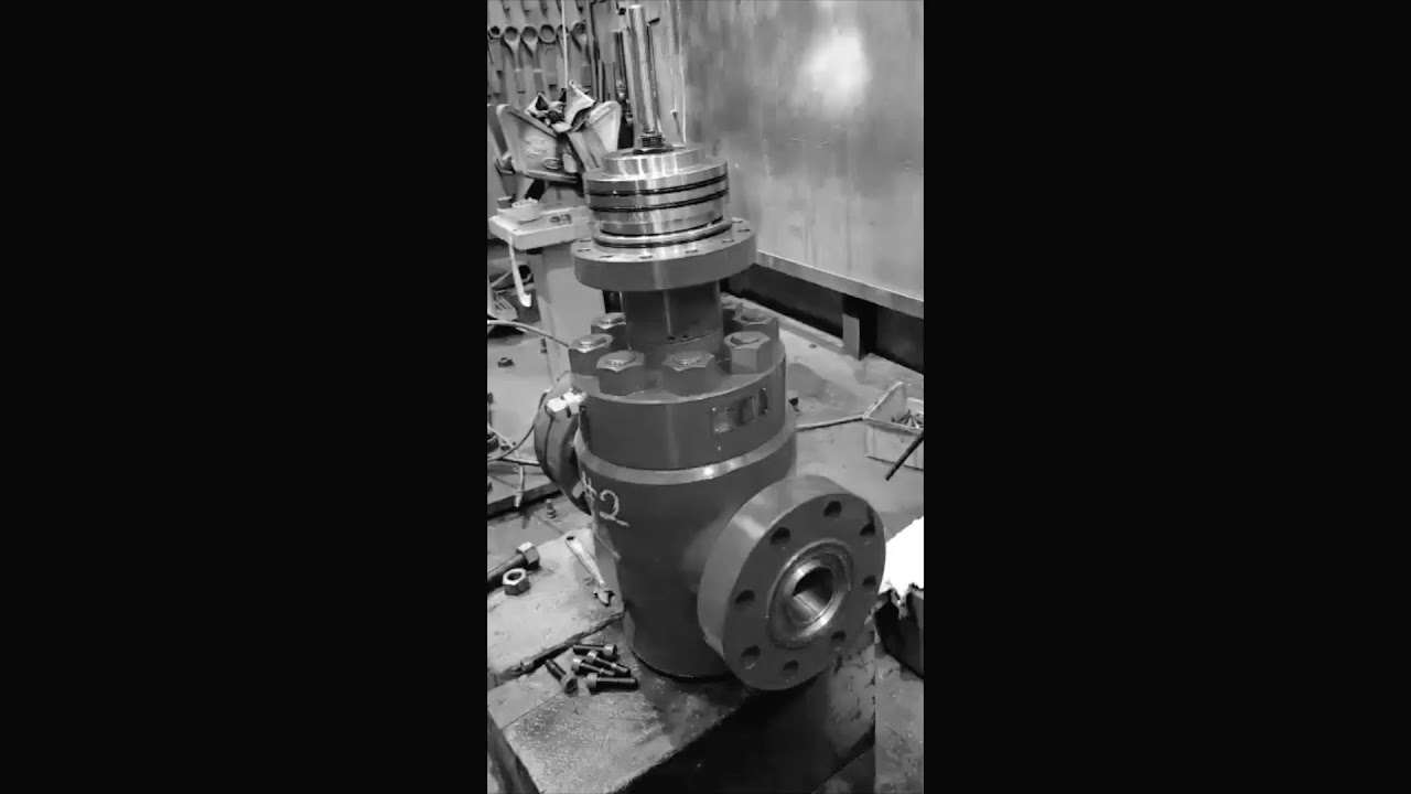 API 6A hydraulic gate valve pressure testing 3-1/16" 15000PSI - YouTube
