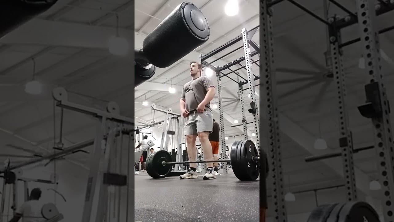 Barbell Row - 315 x 1 (w/ body English) - YouTube