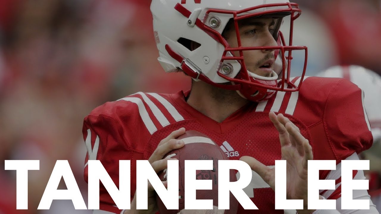 Tanner Lee (Nebraska - QB) - Highlights at Senior Bowl practice - YouTube