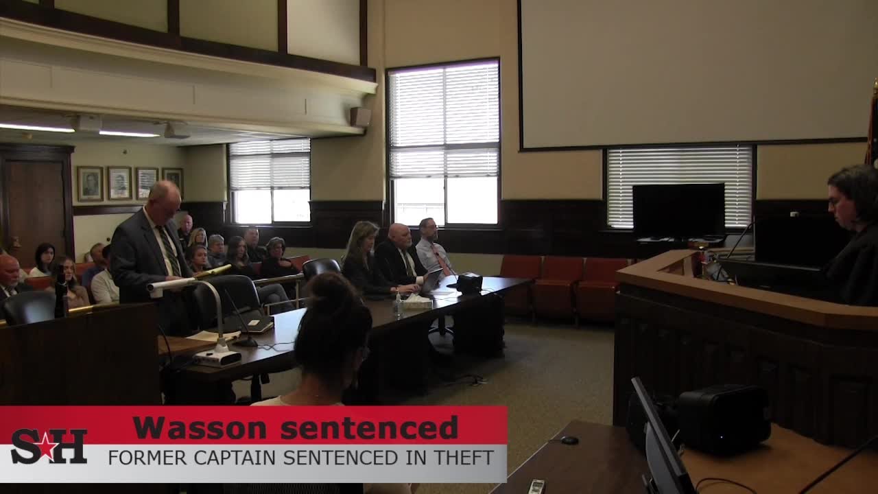 Former Scottsbluff Police Captain sentenced to prison - YouTube