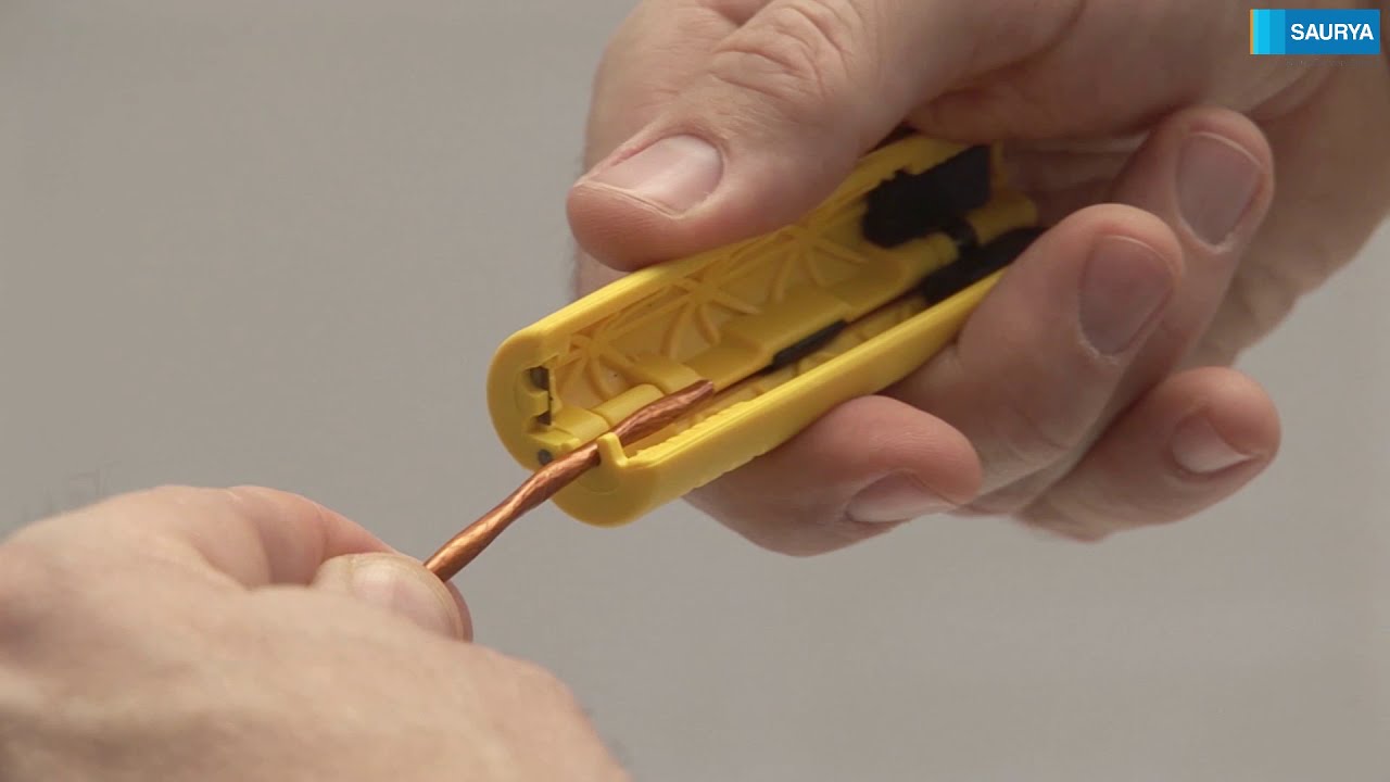 Cable stripper for easy dismantling of the sheathing of WF-Cables CAN ...