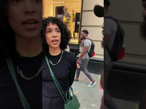 How Women React to Ripped Men | #Shorts | @Broly Gainz - YouTube