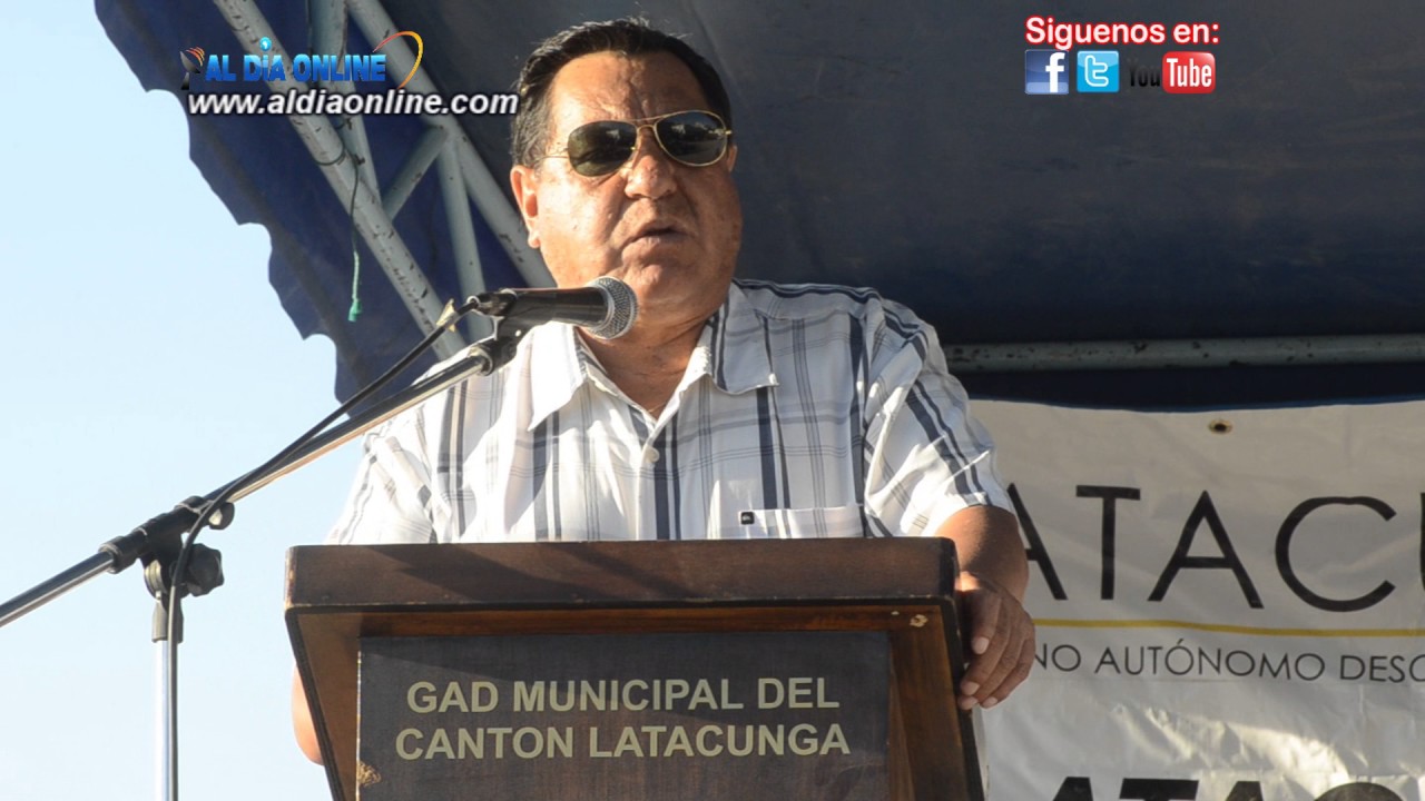DR PATRICIO SÁNCHEZ INAUGURACIÓN ADOQUINADO SAN FRANCISCO - YouTube
