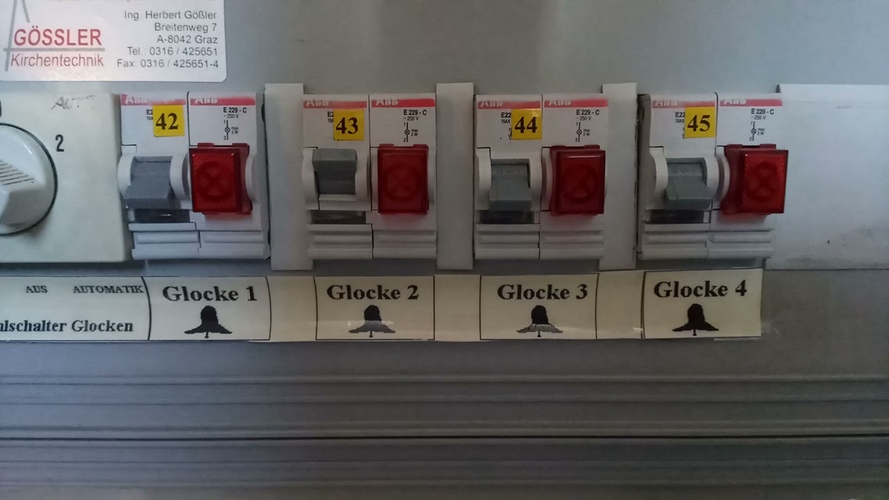 Glocken an der Schalttafel - YouTube