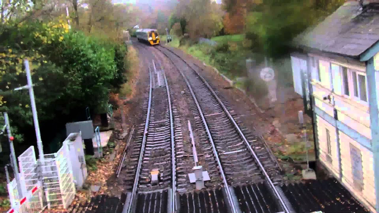 Nantwich Station Level Crossing (14/11/15) - YouTube