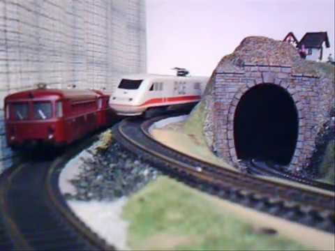 Modelleisenbahn - Piko PCE.wmv - YouTube