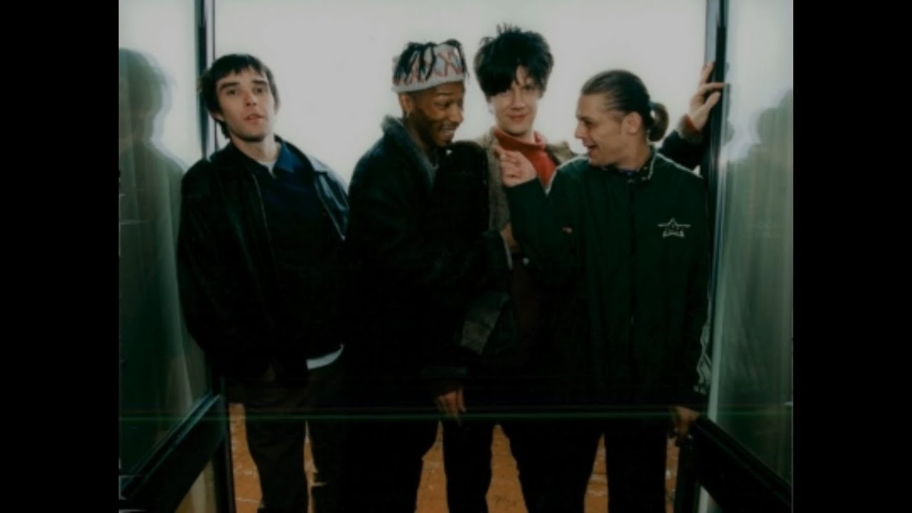 The Stone Roses - She Bangs The Drums (Live at Town and Country Club ...