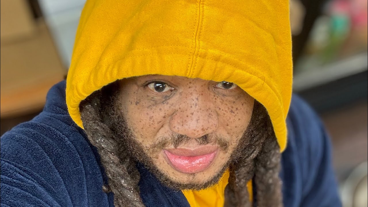 TWITCH WARZ BUCK GETS CAUGHT PULLING A GRID - YouTube