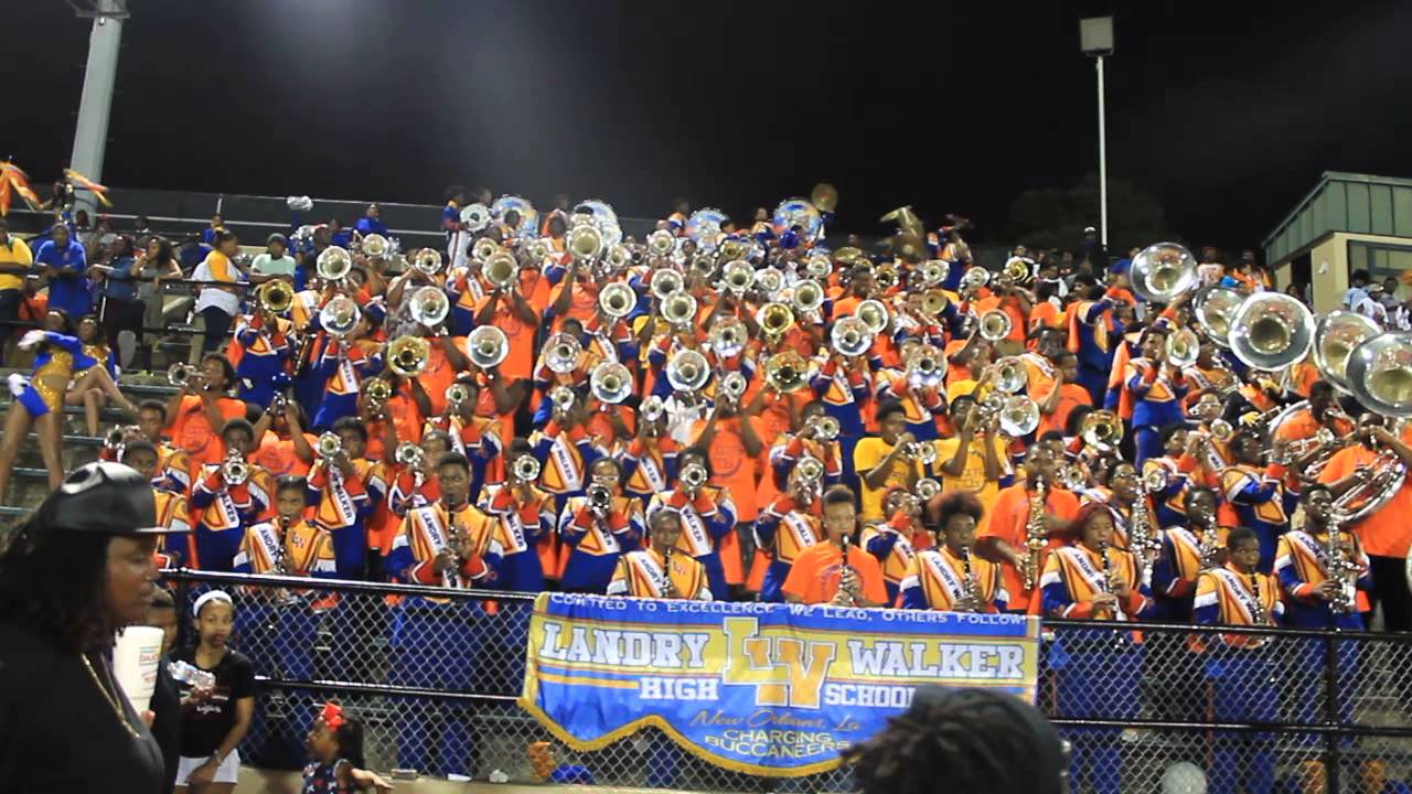 Landry-Walker Marching Band 2015 "Throw Some Mo" - YouTube