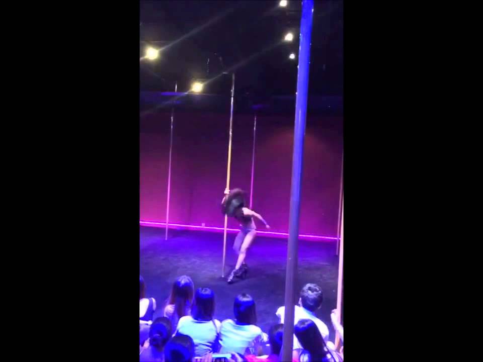 Pole Dance - Christina Aguilera's Show Me How You Burlesque - Jaisy Bee ...
