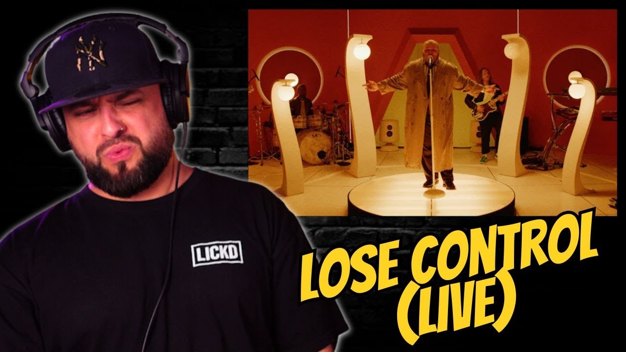 Vocalist Reacts to Teddy Swims | 'Lose Control' (Live) - YouTube