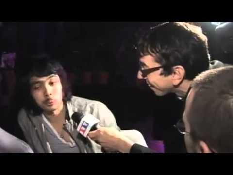 Justice - Xavier troll a journalist 2009 - YouTube