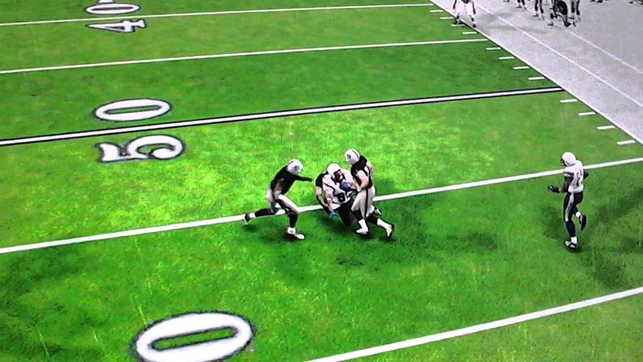 Funny tackle madden 13 - YouTube