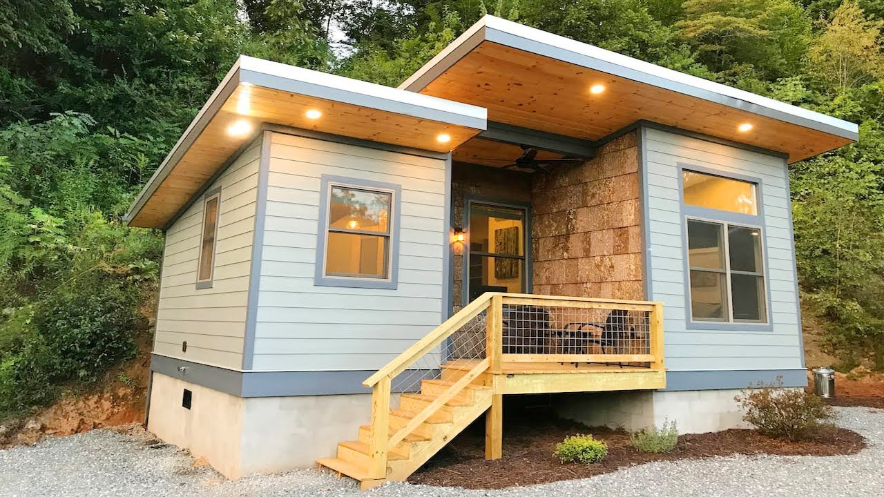 Rustic Beautiful Cottage House Outside Simple, Inside Cozy | Exploring ...