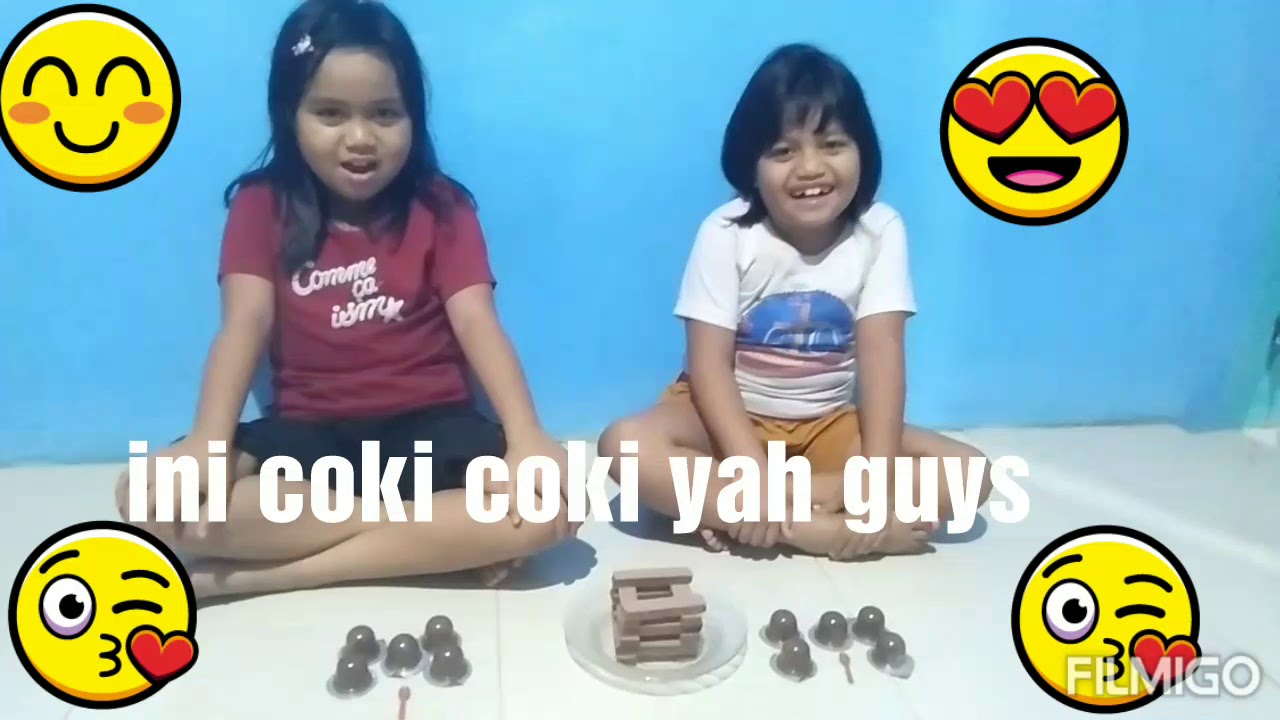 Makan coklat jadul😀tau coki coki gak teman teman?? - YouTube