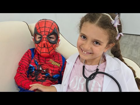 POYRAZ ELİF EVDE DOKTOR VE ÖRÜMCEK ADAM OLDU!!