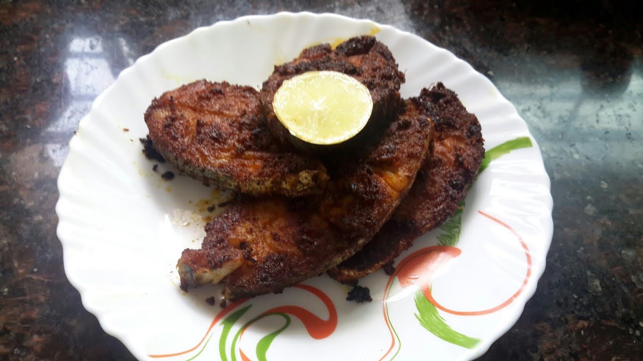 Surmai machli fry | Fish fry | Konkani recipe - YouTube