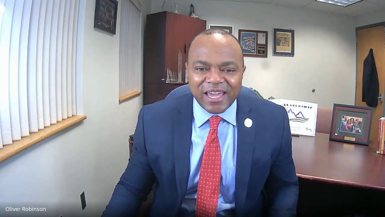Thanksgiving Message from Dr. L. Oliver Robinson - YouTube
