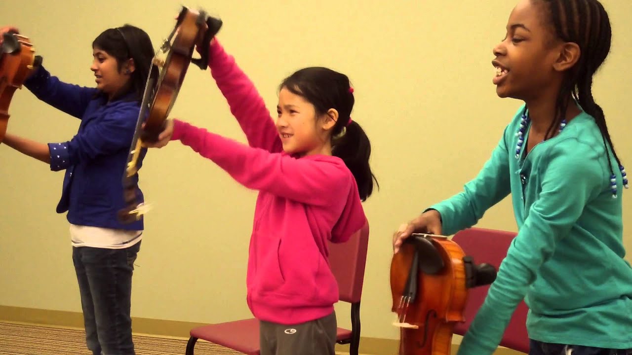 03 Holding the Instrument - Shoulder Position - YouTube