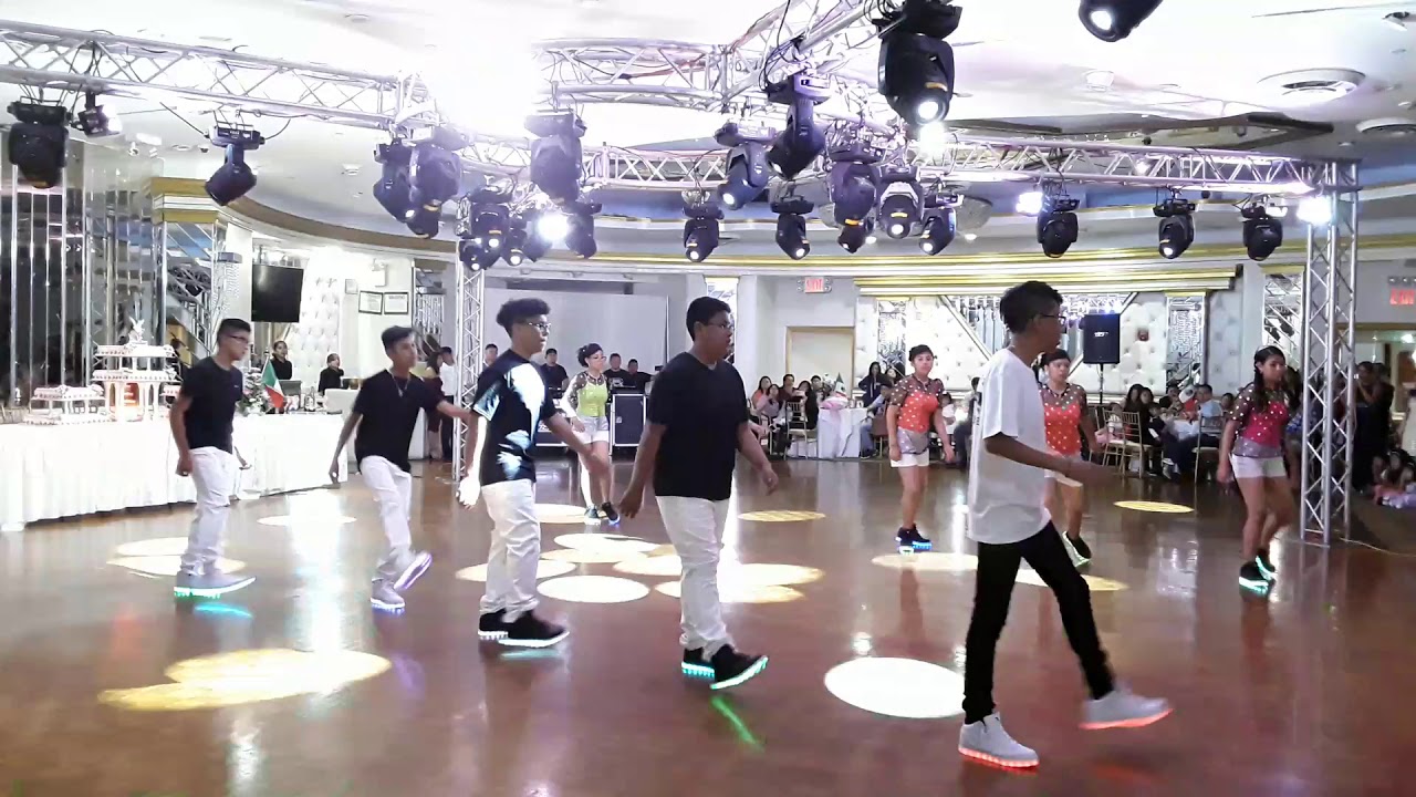 Baile sorpresa odalys Flores 8/30/17 - YouTube