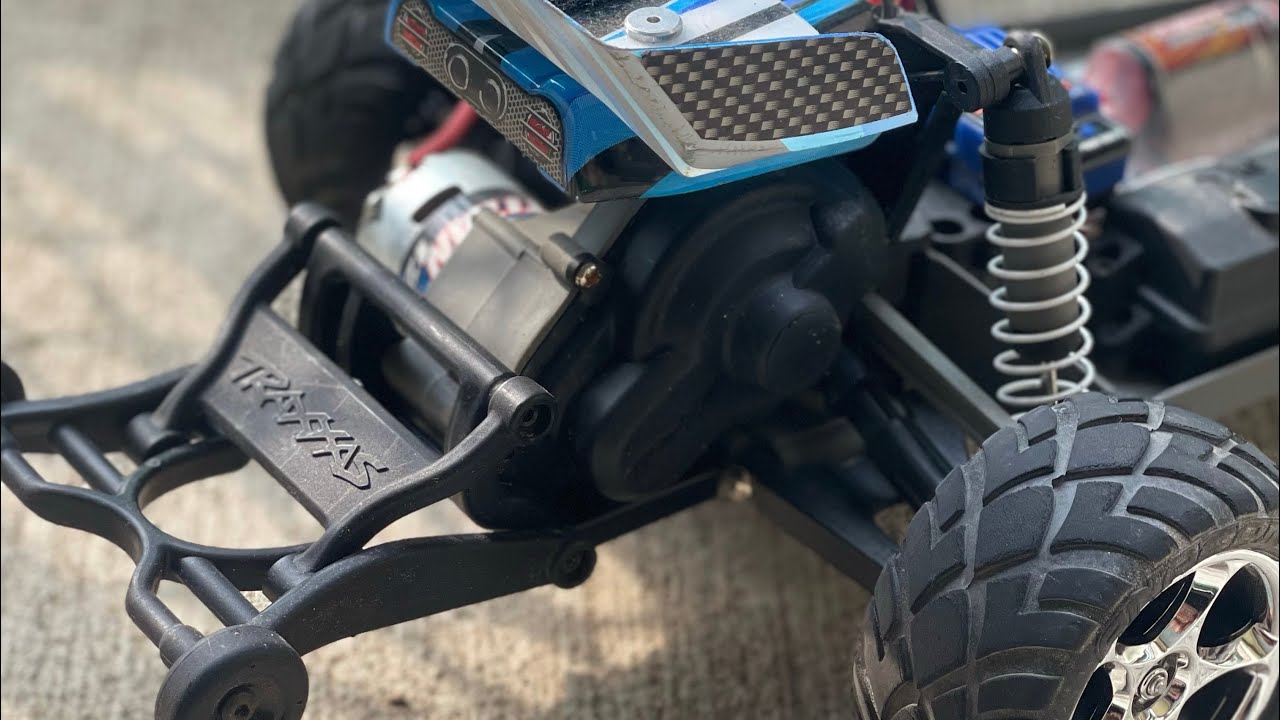 Traxxas Bandit Anaconda Rear Wheels FINALLY HERE ! ALL THE GRIP I NEED ...