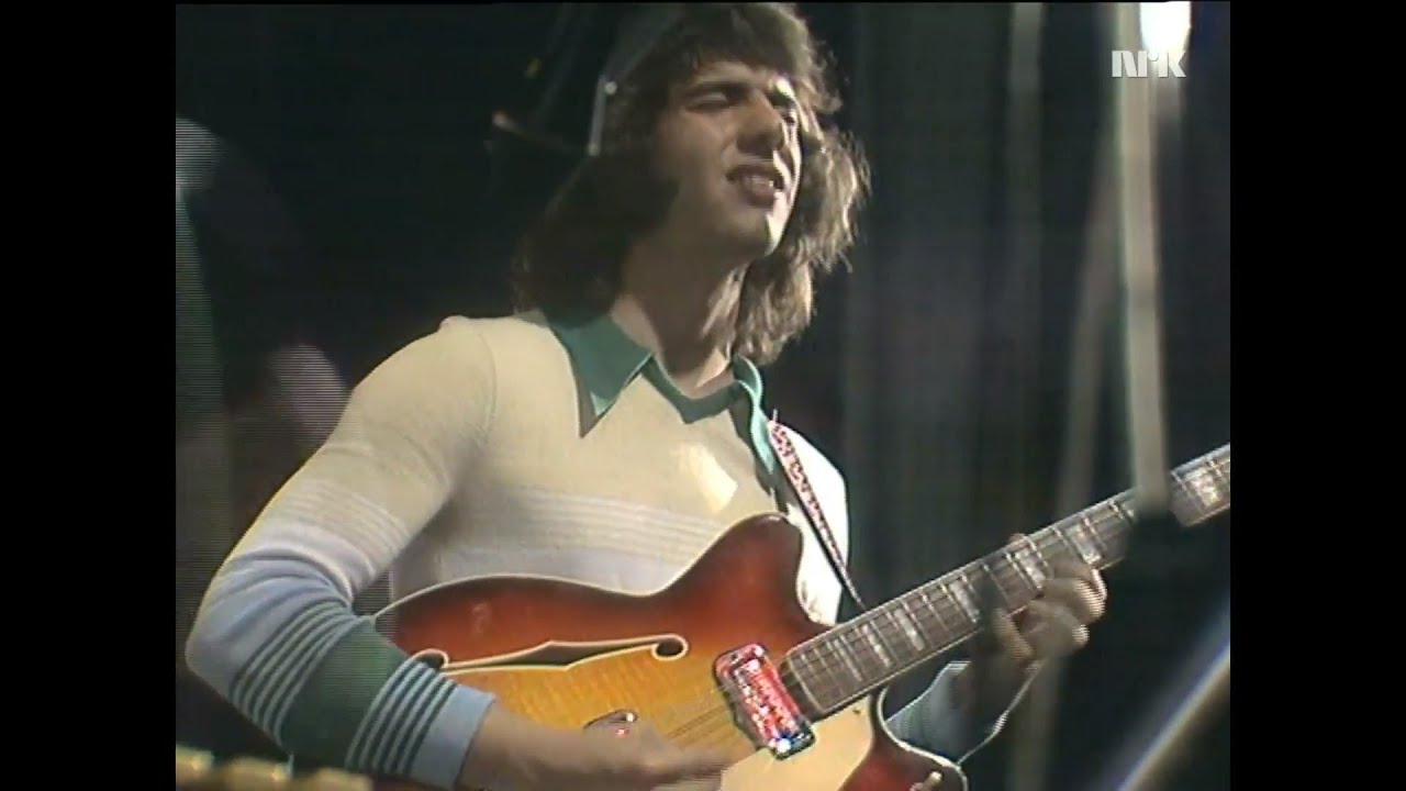 Como en Vietnam - Gary Burton (feat. Pat Metheny) 1974 - YouTube