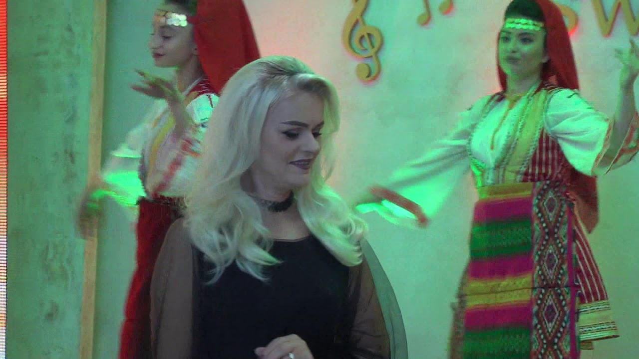 Teuta & Mejreme (GEZUAR 2019) - YouTube