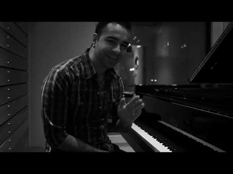 REDD - Hayat Kaçık Bir Uykudur | Babajim İstanbul (2012)