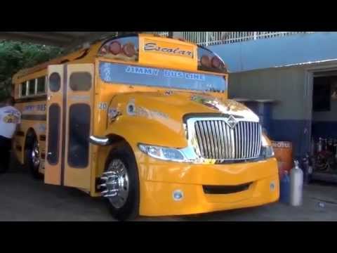 LA PAJARITA NEW LOOK DRAG RACING DIESEL AWESOME SCHOOL BUS - YouTube
