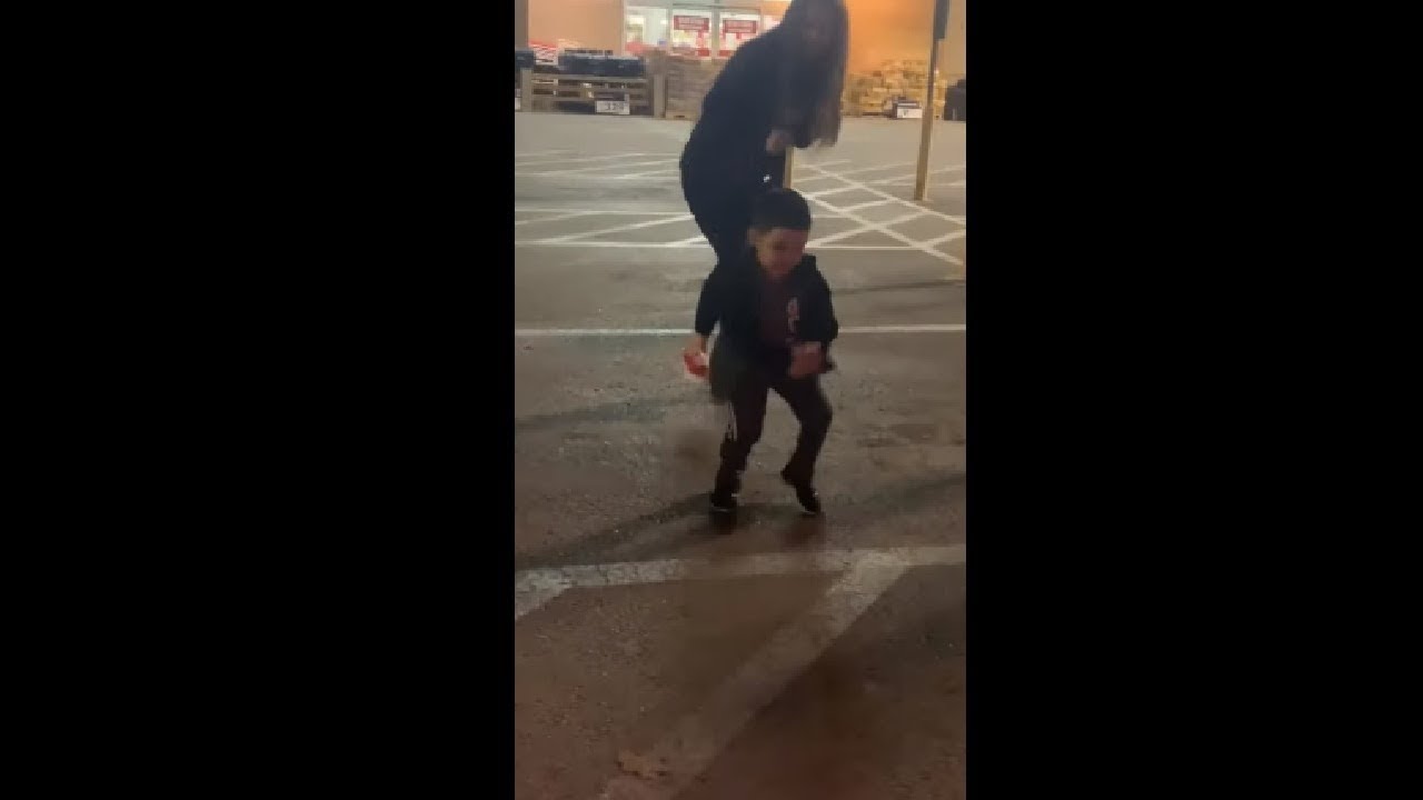 Cool Little Kid Rocking "The Mop" Dance - YouTube