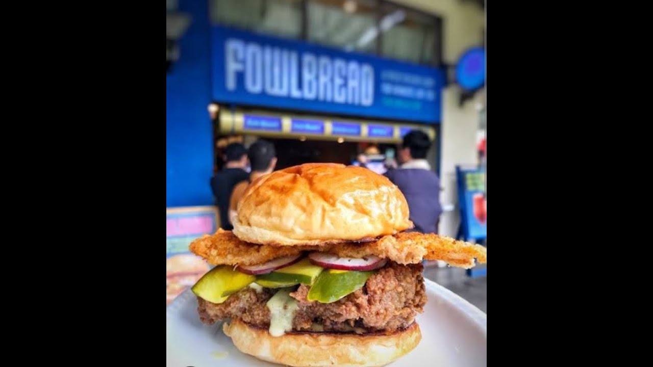 Fowl bread ang burger na chicken skin! - YouTube