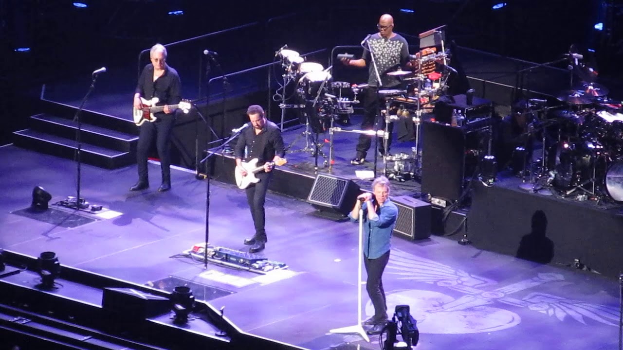 Bon Jovi-Always Live Toronto 2017 - YouTube