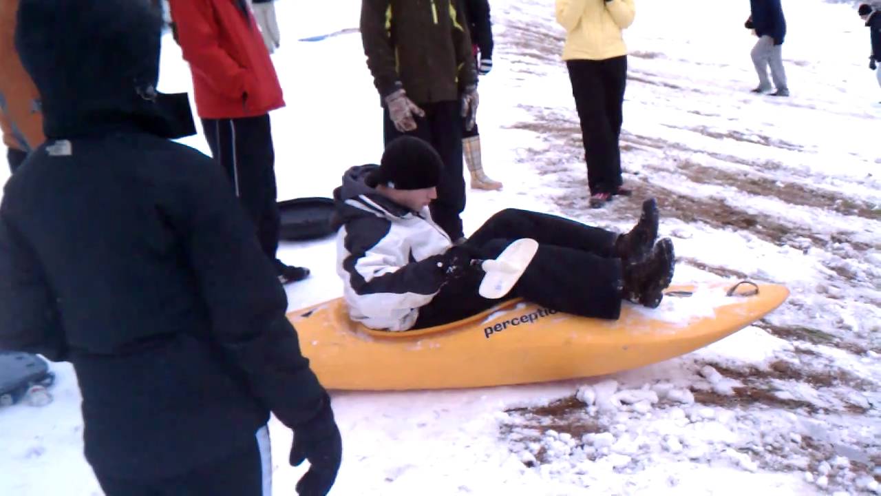 JR slides down dike in kayak, Clemson, SC - YouTube