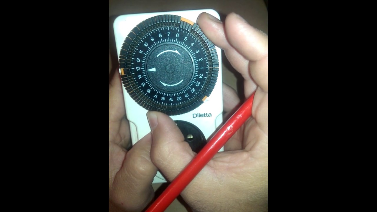 How to set an analog timer soket | Priza programabila cu timer analogic ...