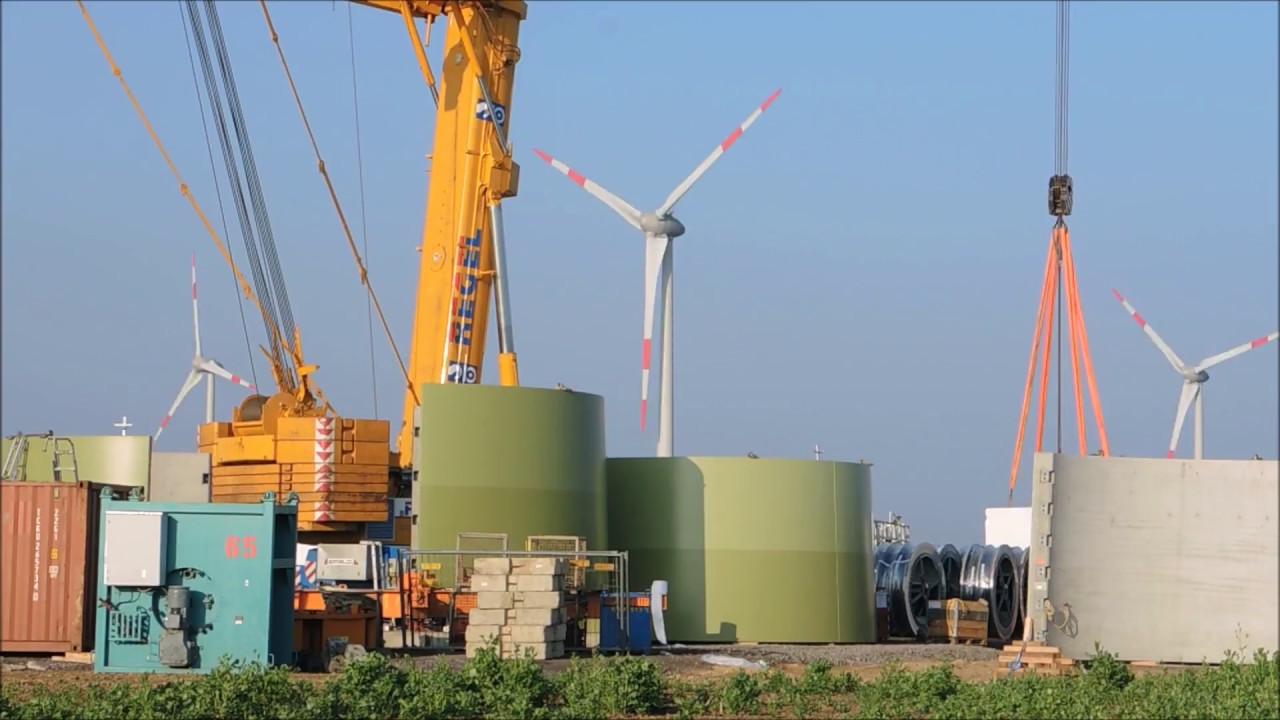 Mobilkran Liebherr LTM 1500 Segmente für Windkraftanlage - YouTube