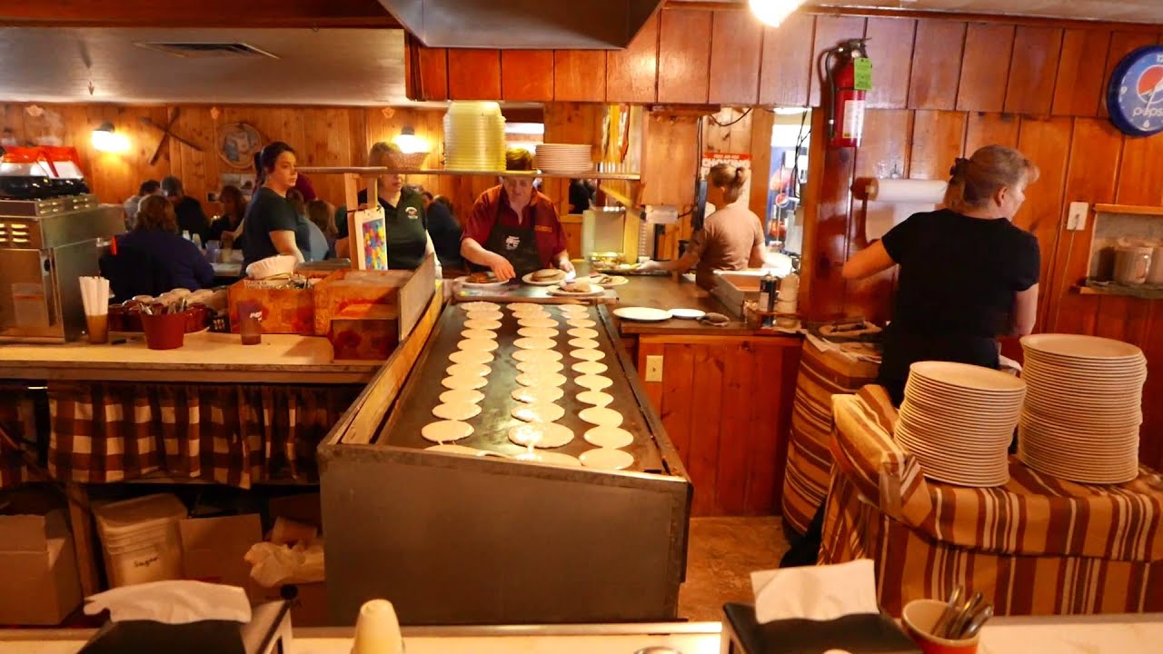 Cartwright's Maple Tree Inn - YouTube