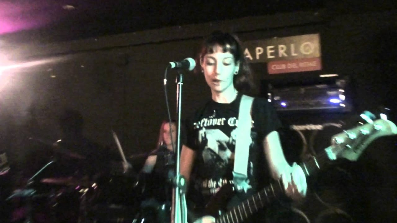 THE PATHETICS- Ratas voladoras (Sala Estraperlo 5-1-12) - YouTube