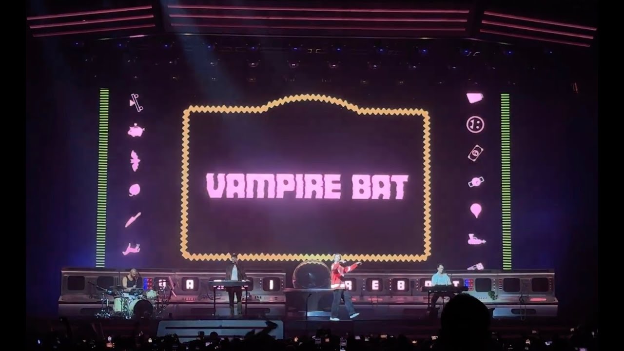 Glass Animals - Vampire Bat (First Performance/Unreleased Song ...