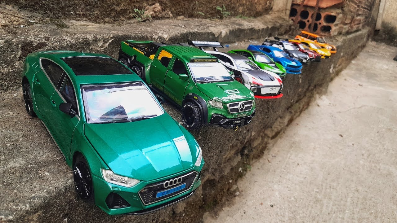 Showing Full Box of Diecast Model Cars | Toy Cars - YouTube