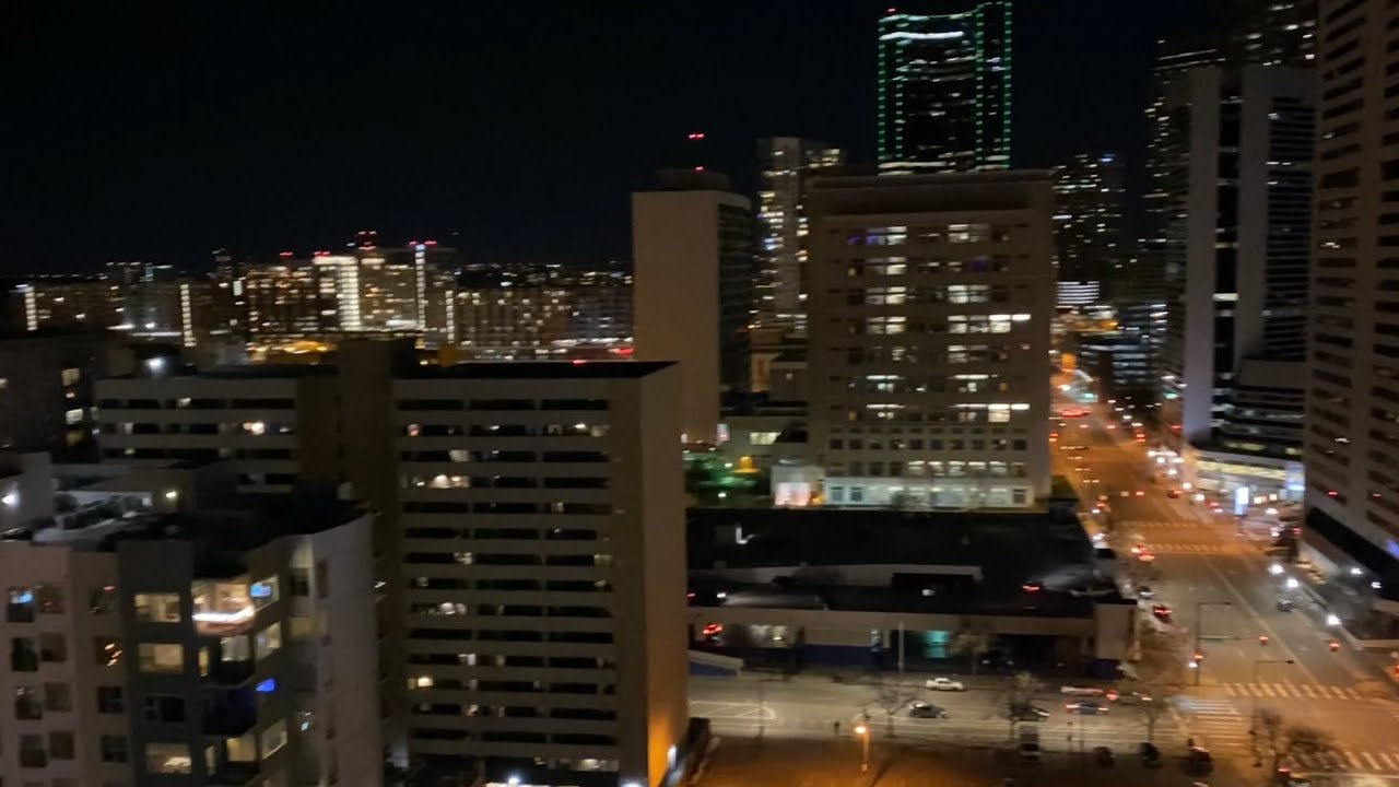 Beautiful Downtown Denver, CO at night/ Cảnh đẹp về đêm ở phố Denver ...