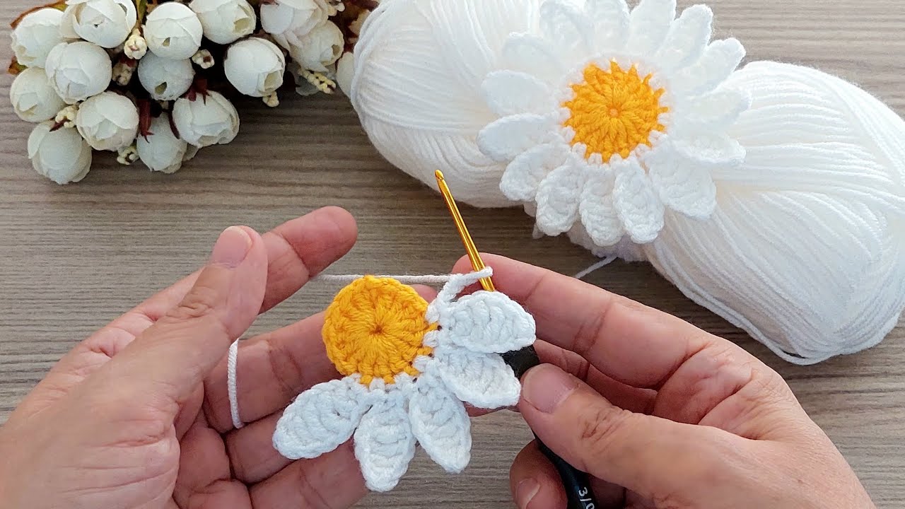 easy to make and beautiful crochet motif ️ tığ işi motif yapımını ...