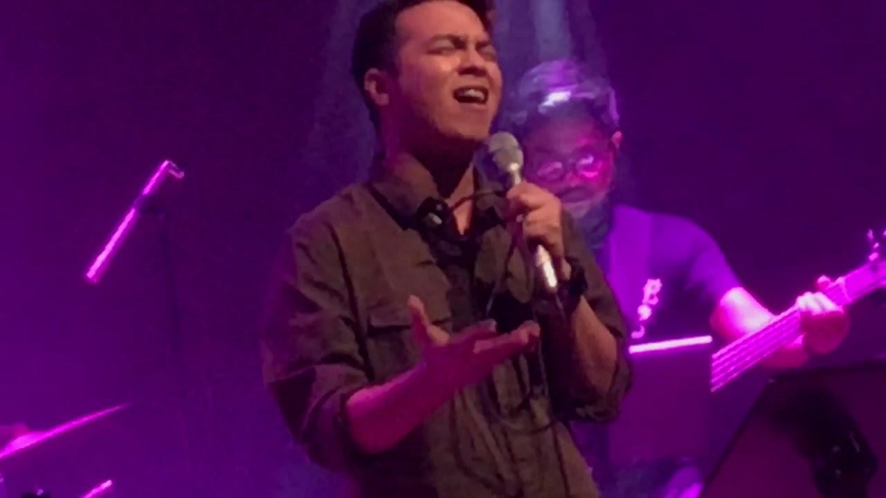 Sam Mangubat- When We Were Young @ 19 East 040818 - YouTube