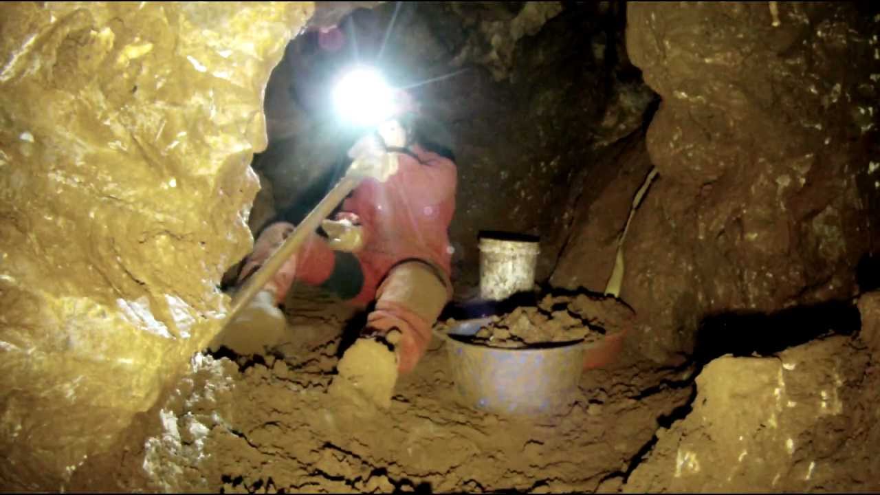 Uncovering Eyrie Cave - Timor Caves - YouTube