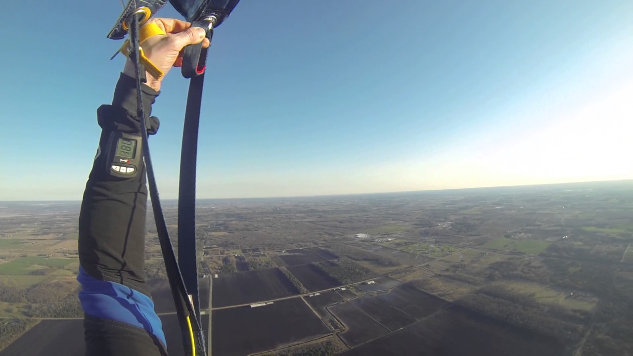 Solo jump - Skydive Toronto 2017 - YouTube