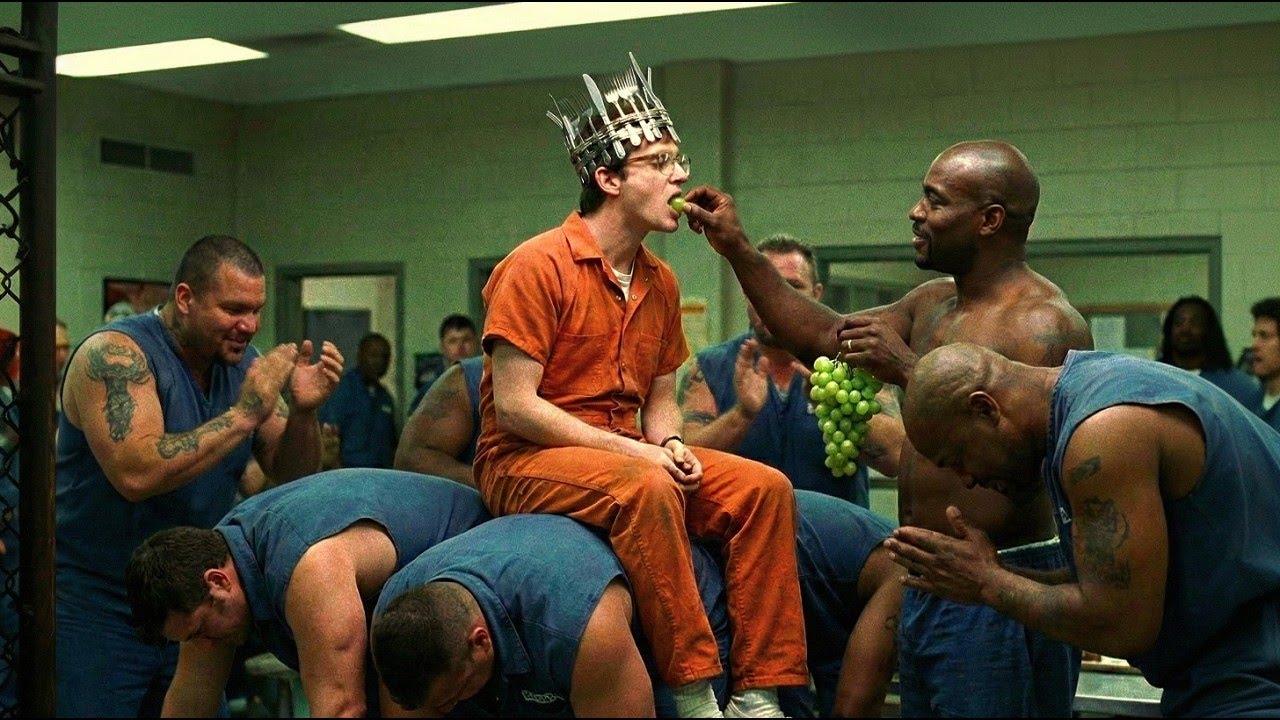 The Weakest Prisoner Became the Ruler of the Entire Prison - YouTube