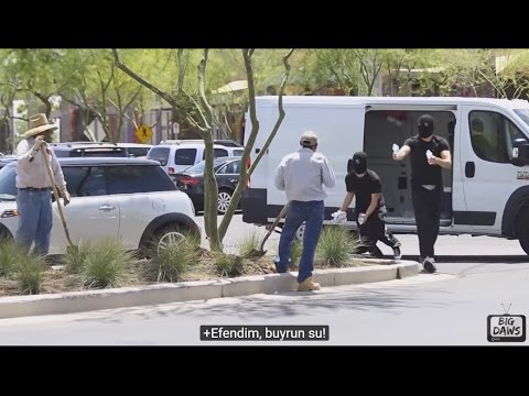 İyi Niyetli Kar Maskeli Adamlar / Türkçe Çeviri