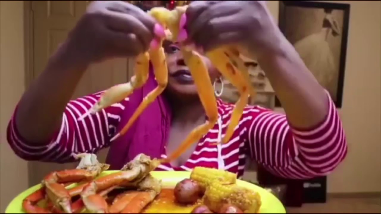 People chewing SOUND ON !!!! - YouTube