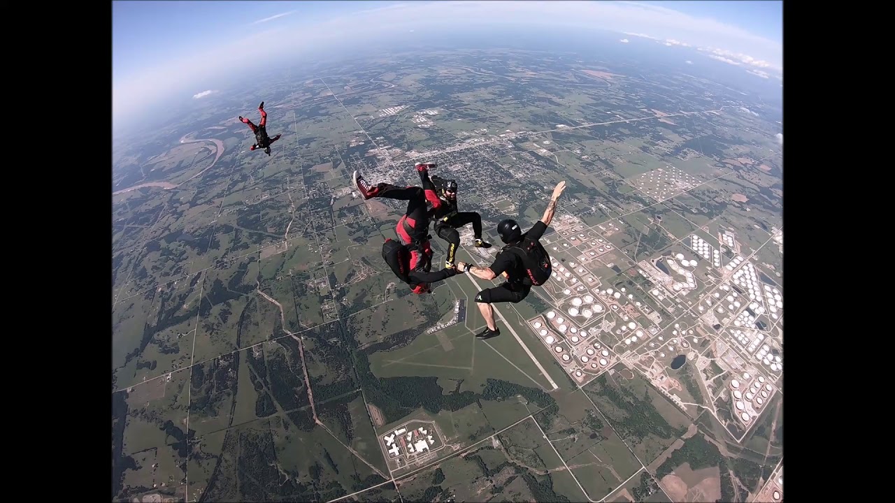 Skydiving with friends at Oklahoma Skydiving Center - YouTube